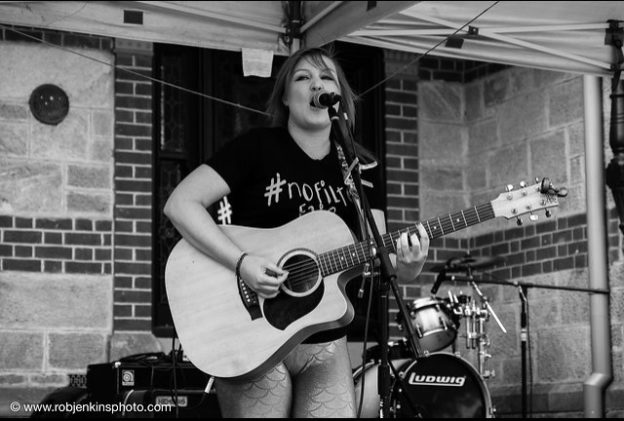 Emma Rowe Brings Back Rock And Roll In Single "Lioness"