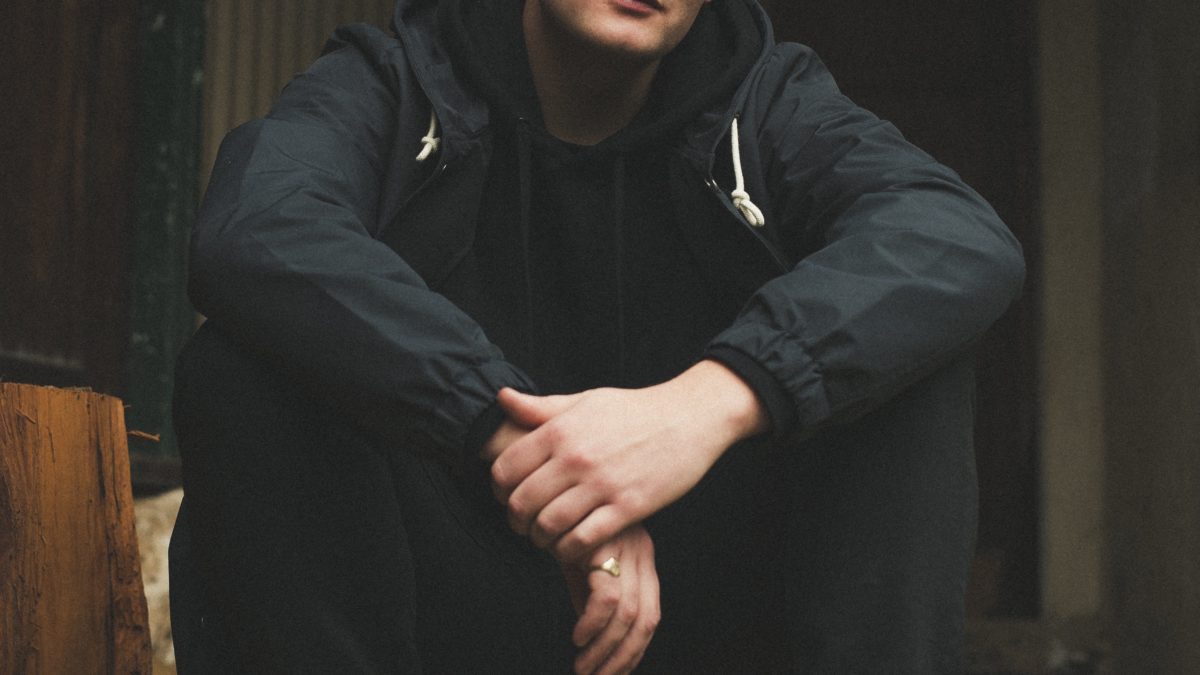 Perth Rapper KNOE Drops Dynamic Single "Kinetic" - Elicit Magazine