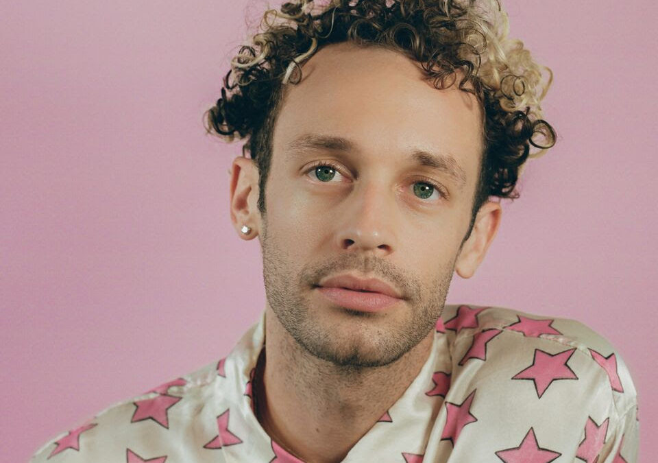 Wrabel Makes "Magic" On Latest Single Out Today - Elicit Magazine